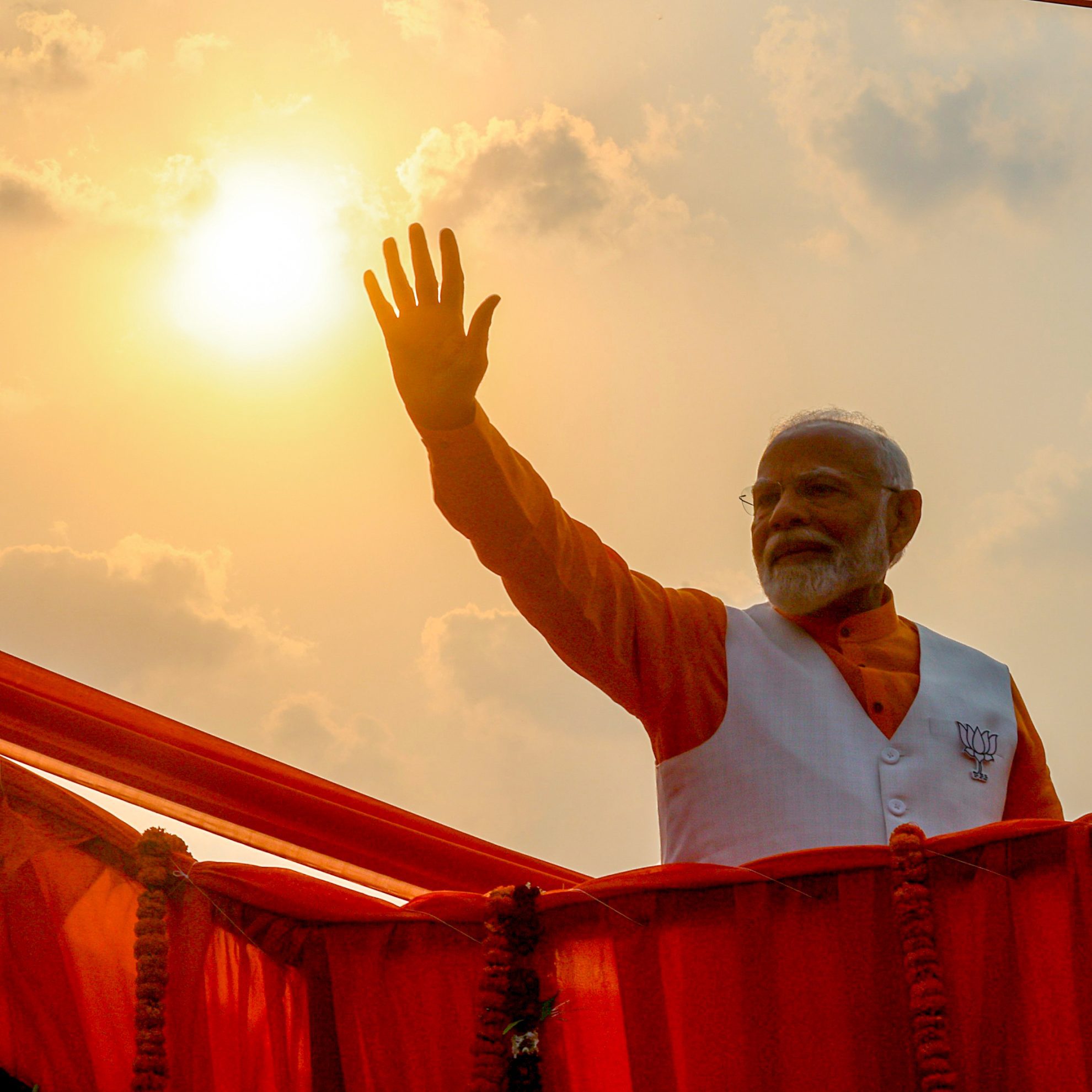 PM Modi to Send Ceremonial Chadar to Ajmer Sharif Dargah for 813th Urs ...