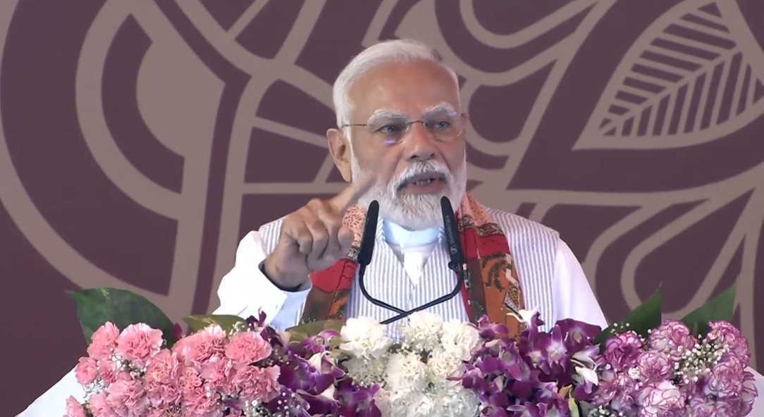 PM Modi launches over Rs 3,880-crore development projects in Varanasi ...