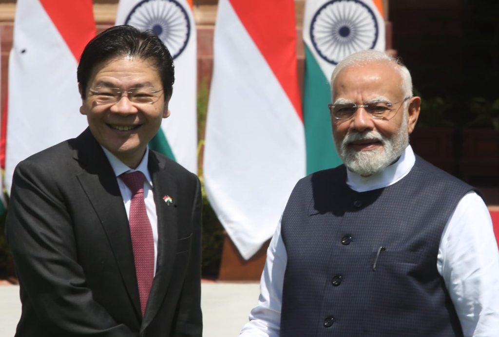 PM Modi, Singapore PM Wong hold bilateral talks at Hyderabad House - DD ...