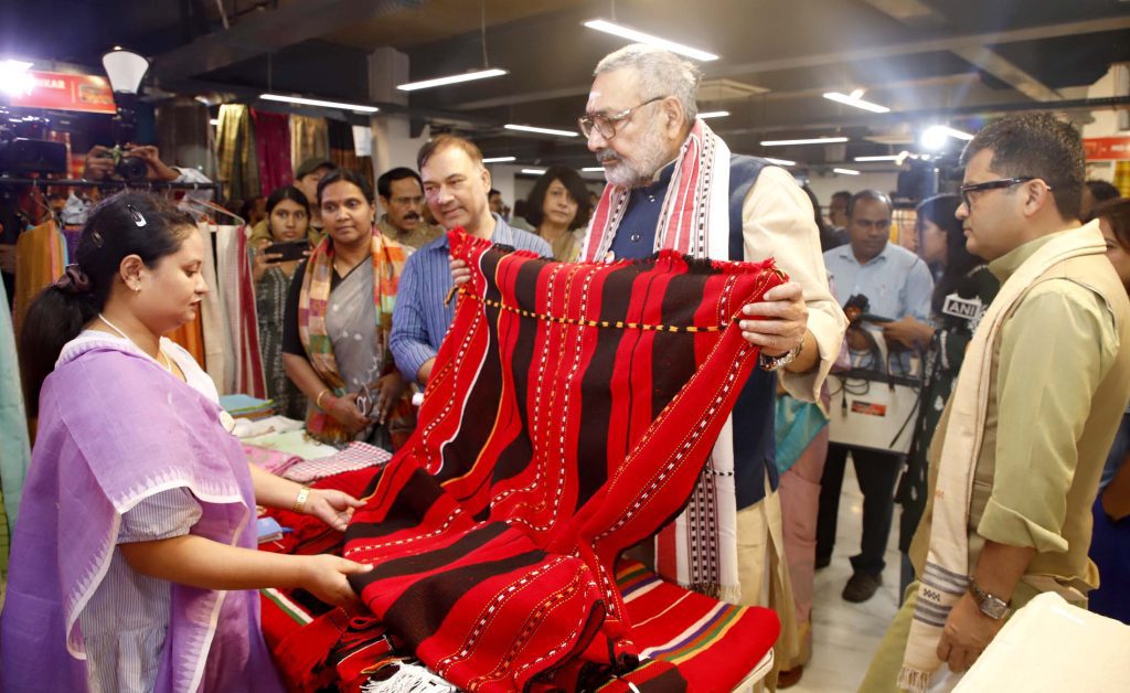India’s textile industry poised to achieve $350 billion target by 2030 ...