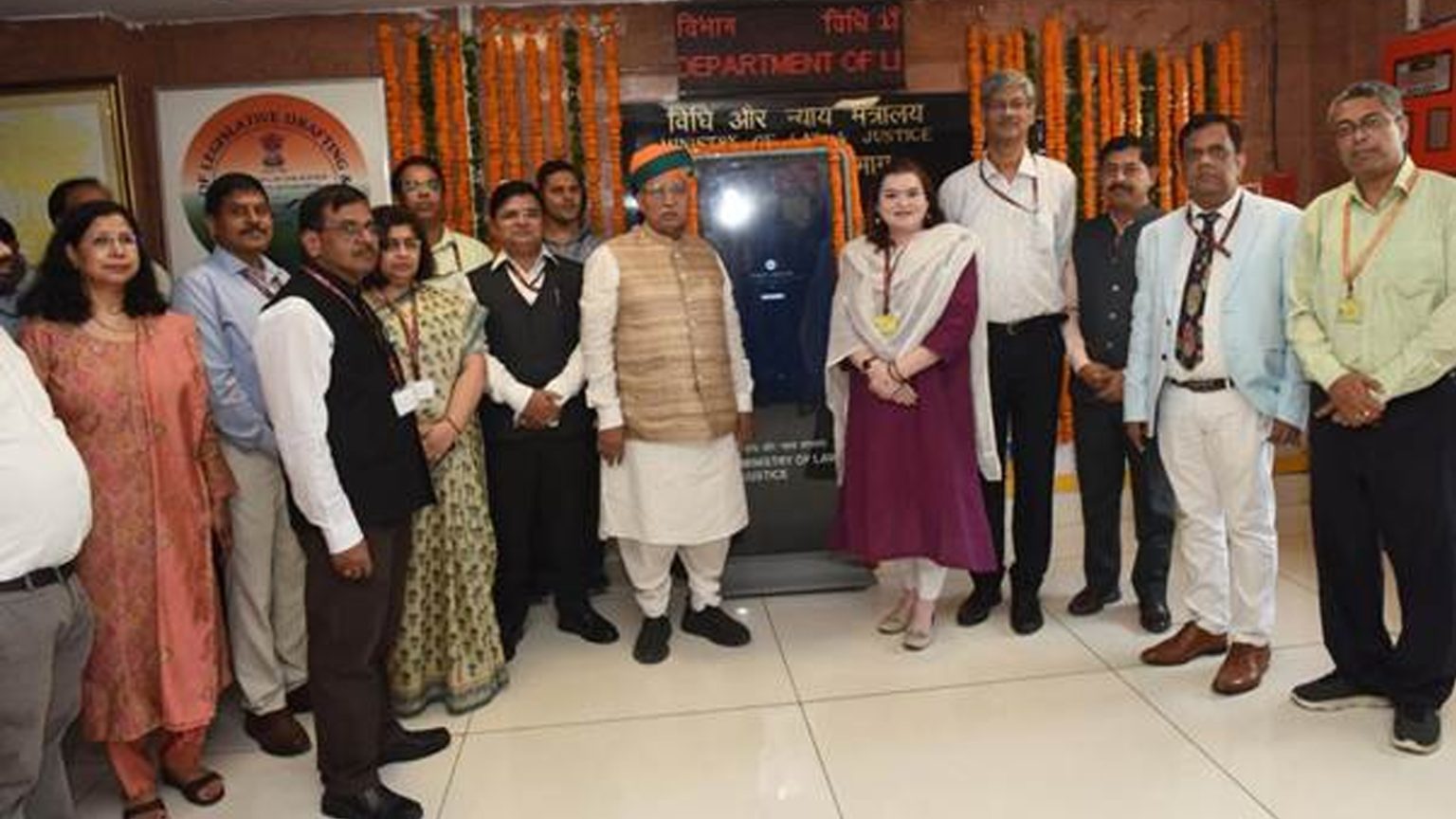 Arjun Ram Meghwal inaugurates 'Live Cases' dashboard of LIMBS to boost ...