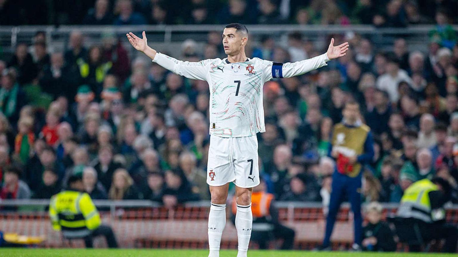 Cristiano Ronaldo confident of reaching 1,000 goals, keen to keep ...