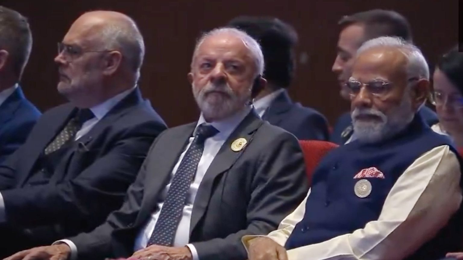 PM Modi shares warm bonhomie with Presidents Lula and Macron at India ...