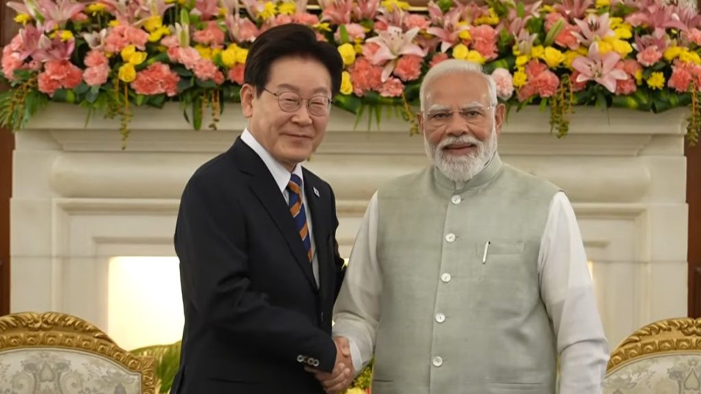 PM Modi holds bilateral talks with South Korean President Lee Jae Myung ...