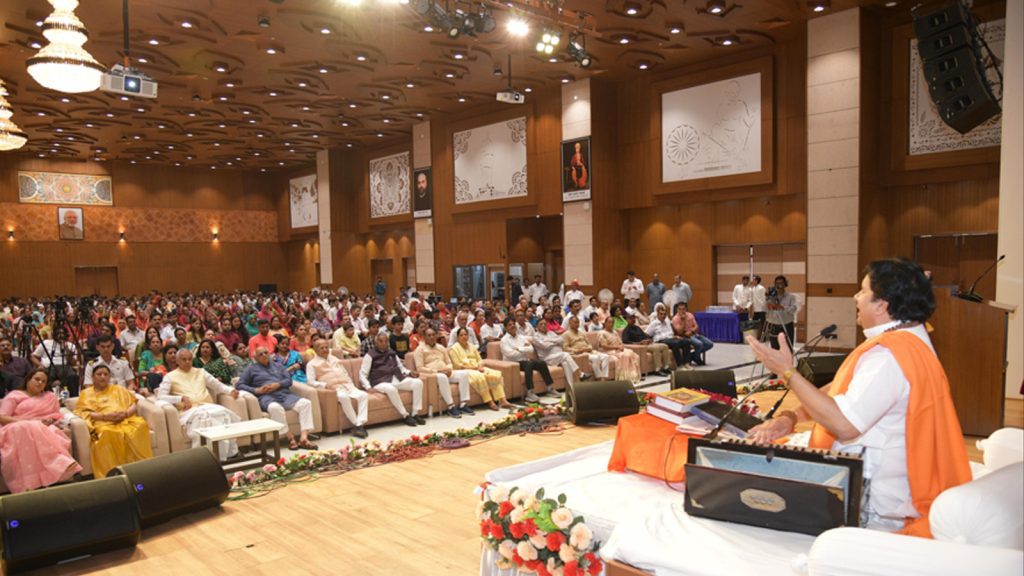 Gujarat Lok Bhavan hosts first-ever 'Shri Ram Katha'; Governor Acharya ...